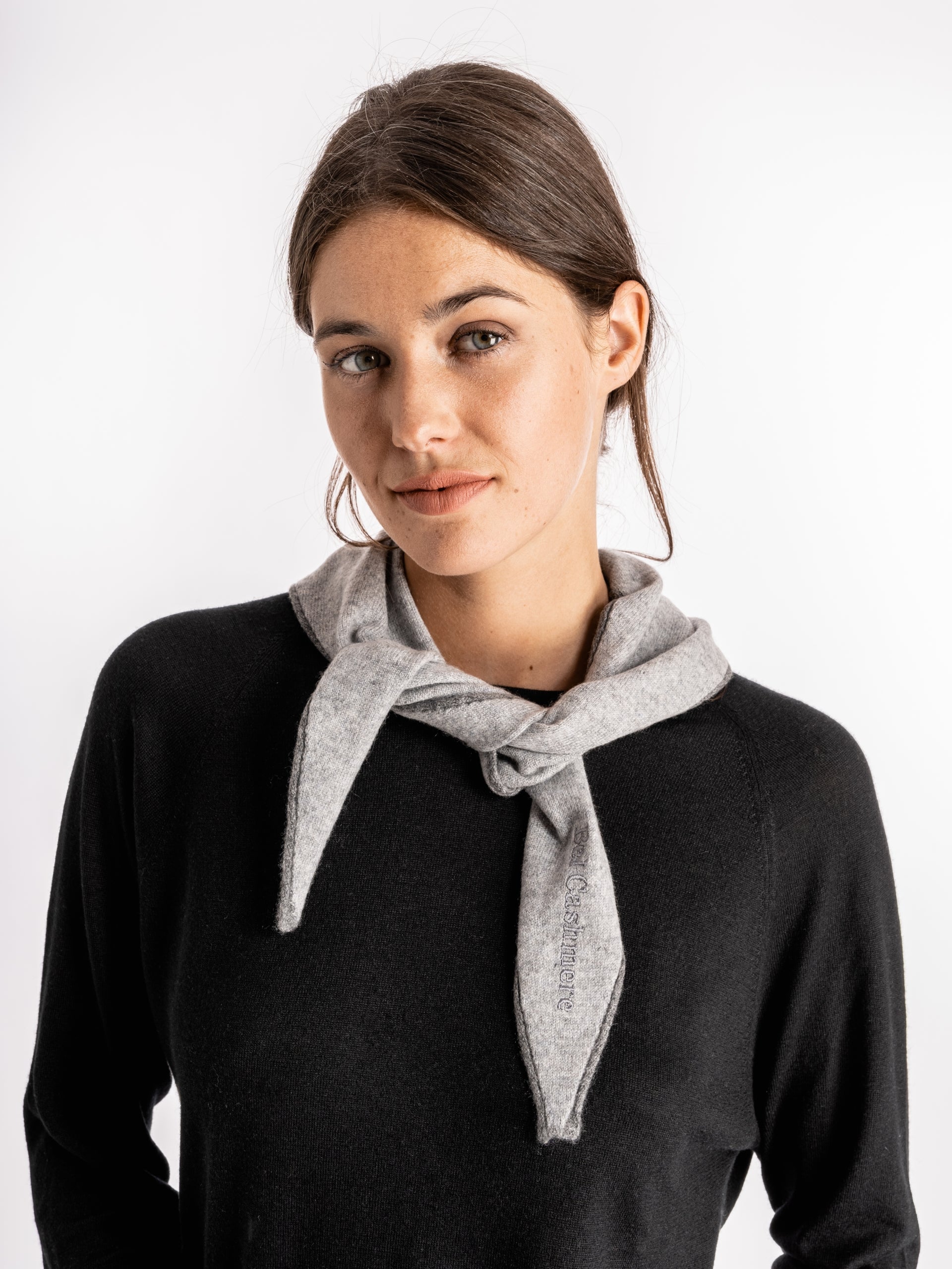 Gray cashmere scarf – Bel cashmere